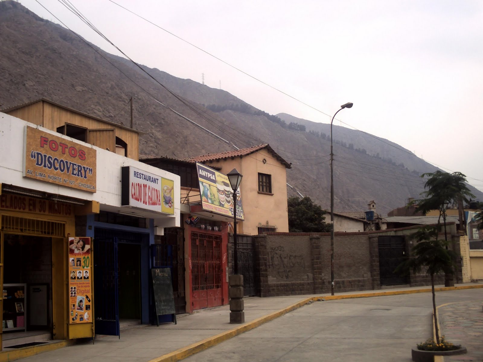 ­Chosica Friends: Moyopampa