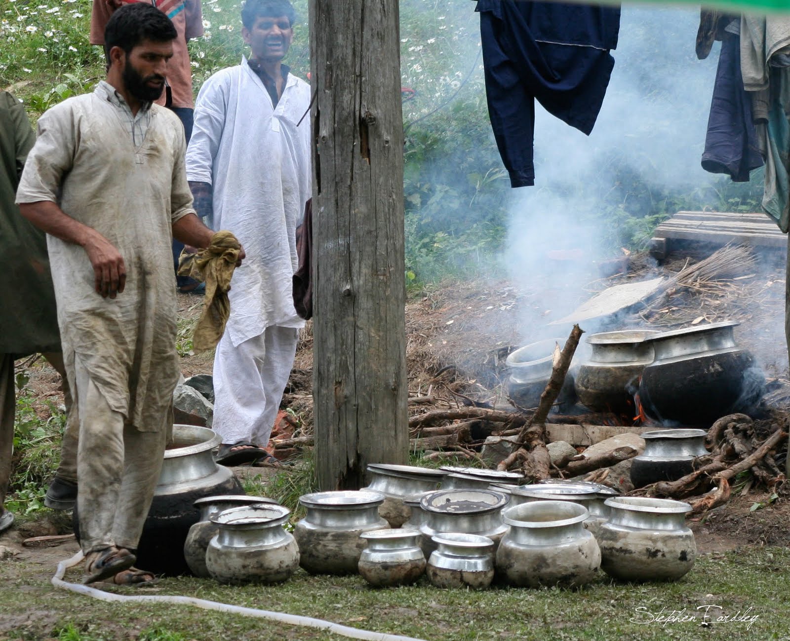 PERCEPTIONS OF BELONGING: Kashmir, Gulmarg - Traditional Wazwan ( Feast )