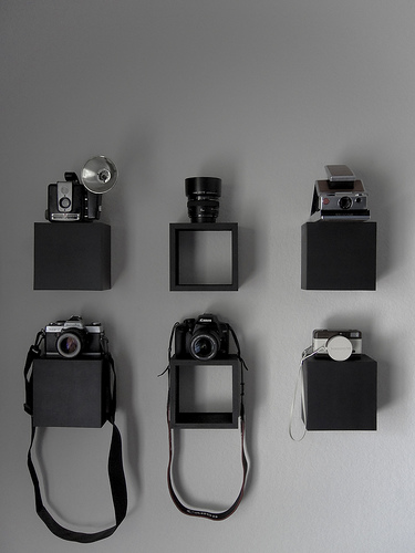 Ingenuity On Display: Ideas for Vintage Cameras Part 1