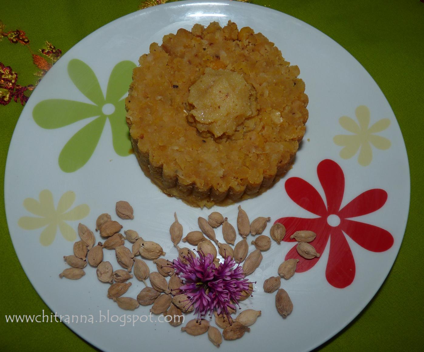 Chitranna: Kadle Maddi(Split gram lentil sweet)