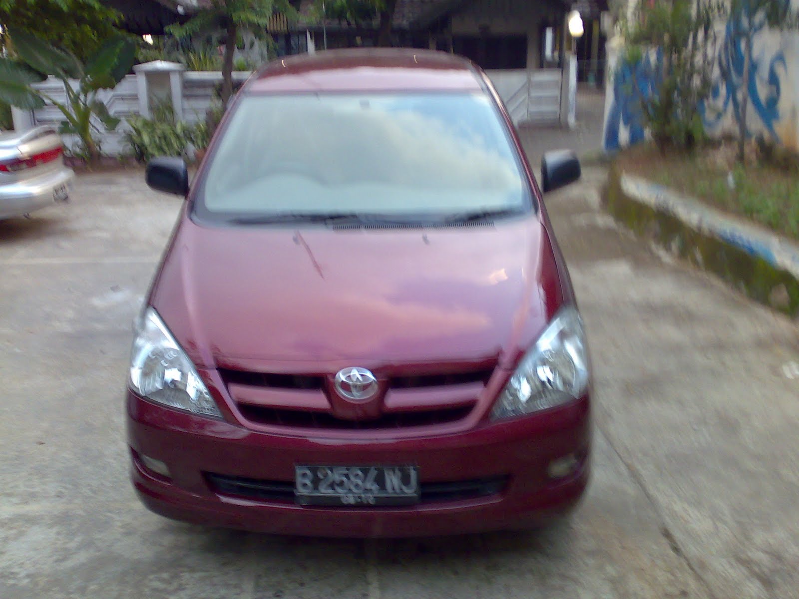 Jual toyota kijang innova diesel 2005 tangan pertama - Kafila Travel ...