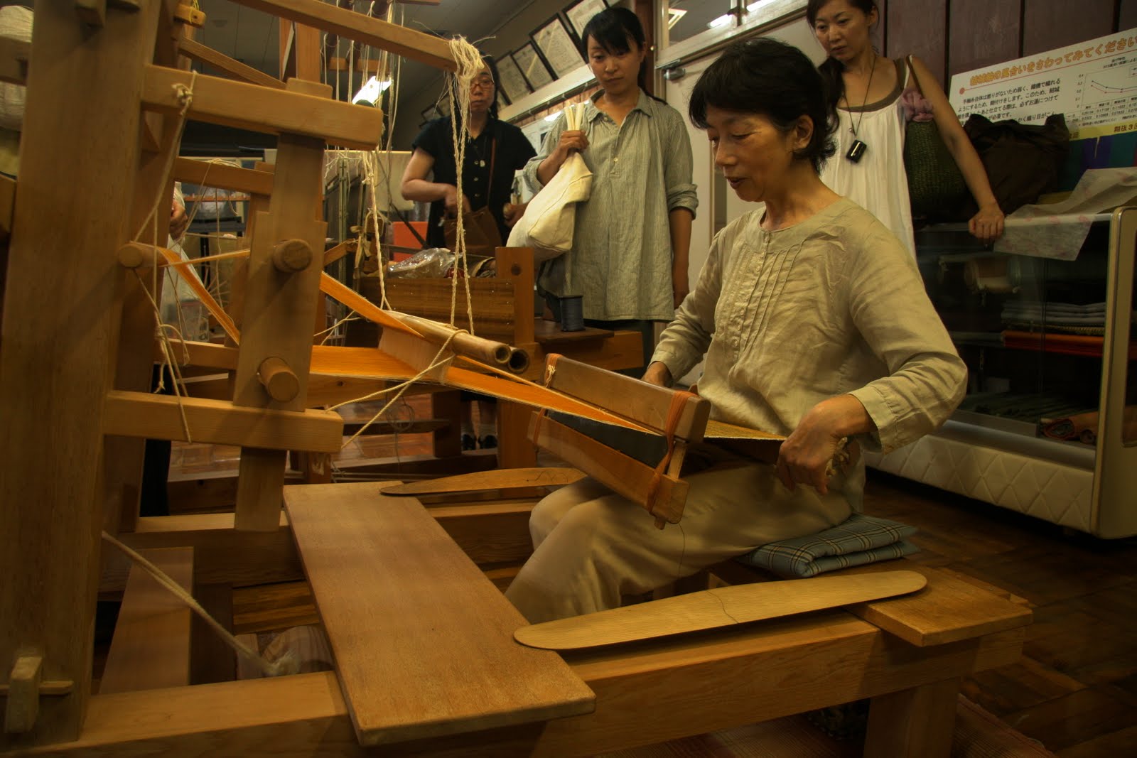 Japanese Textile Workshops 日本のテキスタイル ワークショップ: Backstrap Looms
