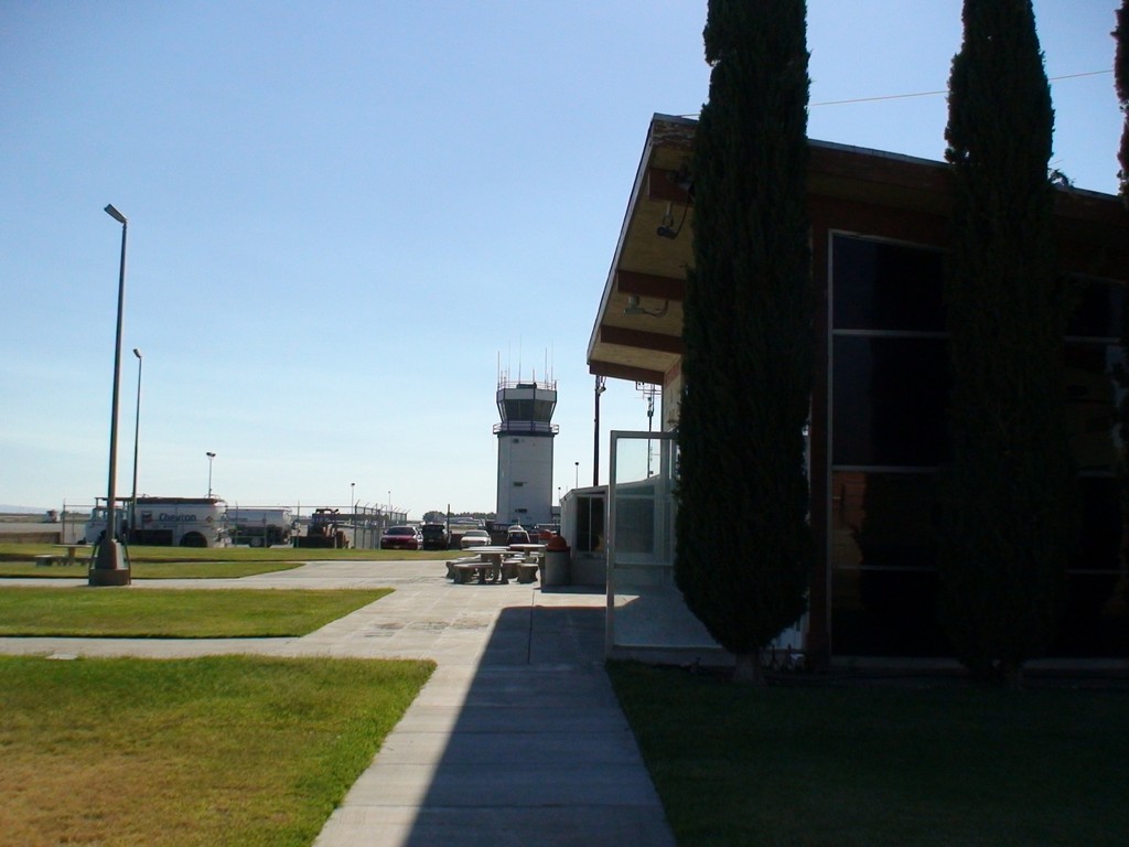 Runway One Two: General Wm J Fox Airfield (WJF) Lancaster