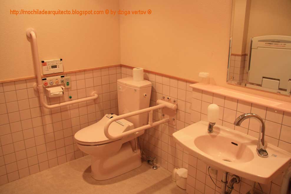 mochila de arquitecto: Los váteres de Japón