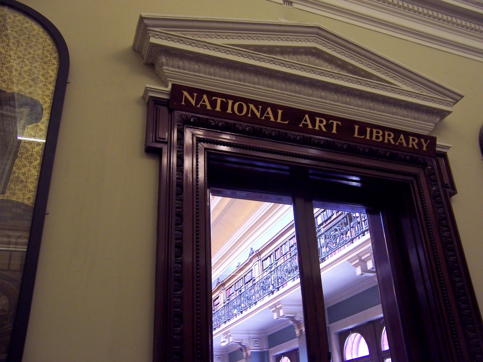 Miss Librarian Abroad: Library Visit: The National Art Library