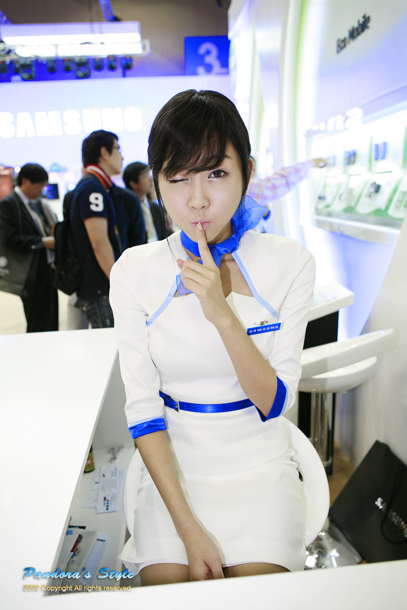 Choi Byeol Yee [최별이] at Korea Electronics Show 2009 | Blogger Sumedang