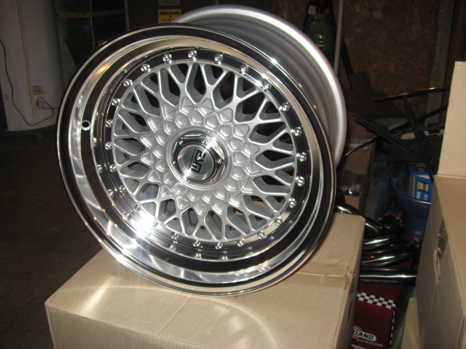 MY PROJECT 1987 BMW 325IS (E30): Wheels received...