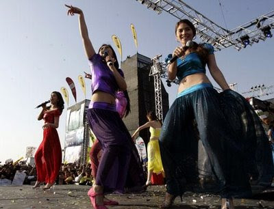 Wowowee in Dubai - UAE Pics