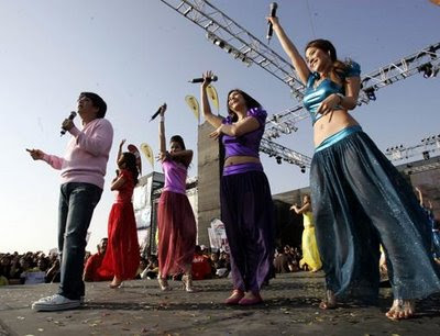 Wowowee in Dubai - UAE Pics