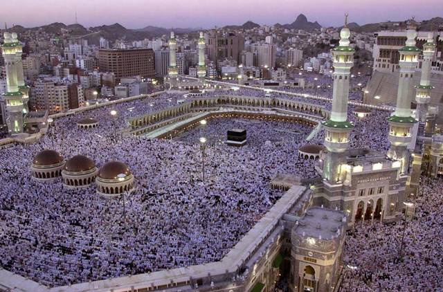 Pilgrims undertaking Haj - UAE Pics