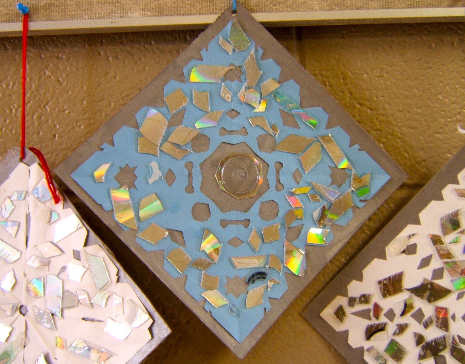 RIVERSIDE ELEMENTARY ART: Snowflake Mosaics