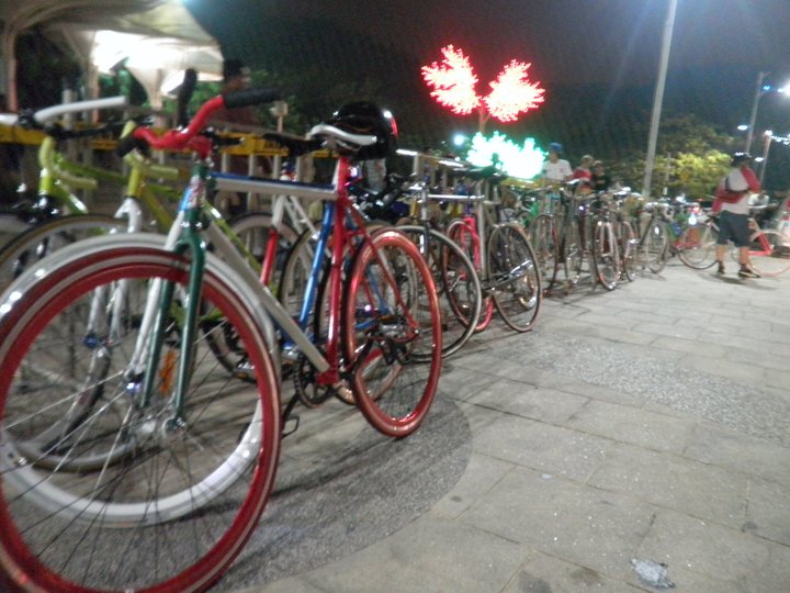 CeRitA aKu BeRmULa: KoNvOi WiTh GeNg FiXiE