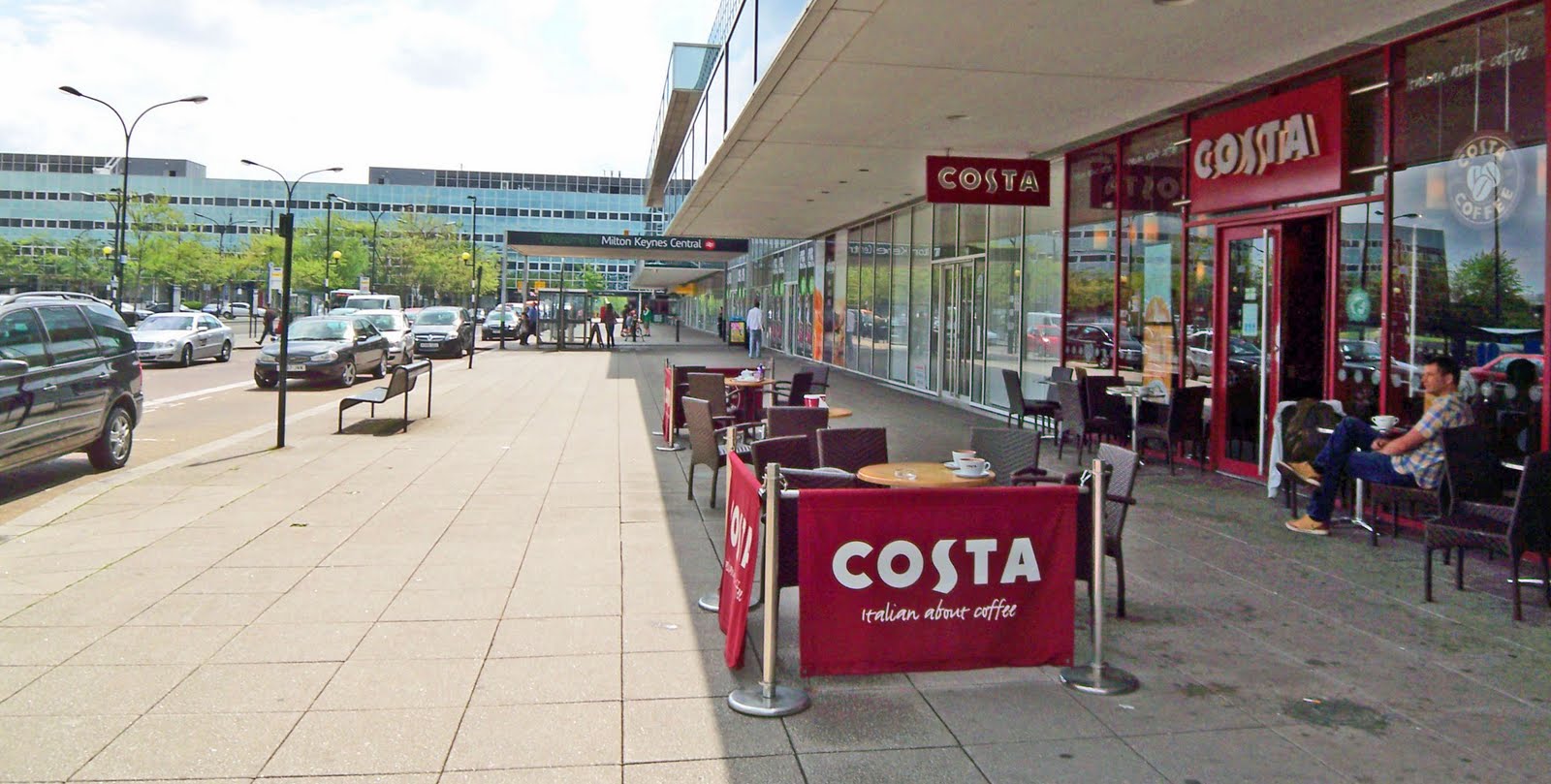 calvers: Milton Keynes Central train station