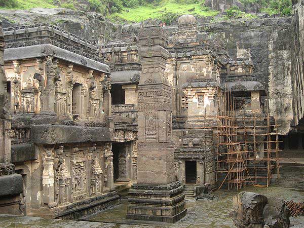 Attractions & Things To Do In India: Ellora caves - वेरूळ