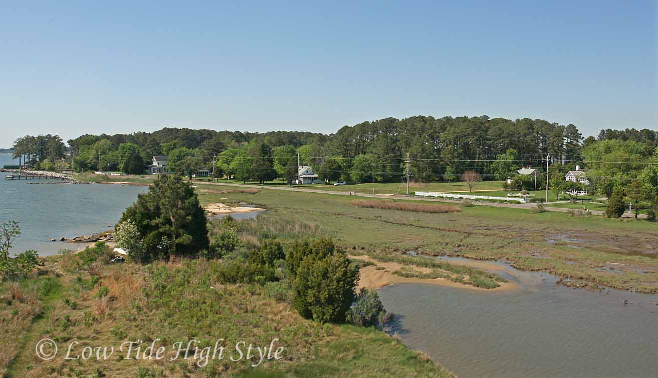 Low Tide High Style: Island Living