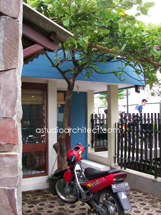 Tips merenovasi rumah menjadi tempat usaha / Add a business place in a ...