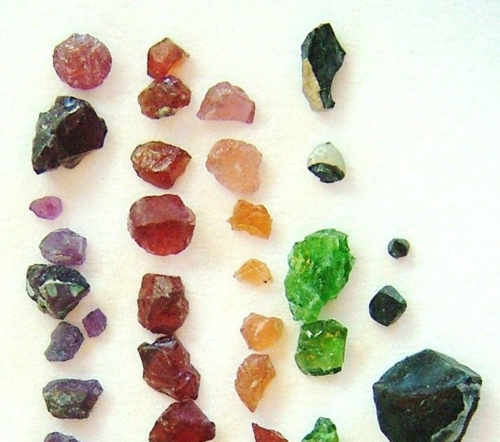 Finding Gemstones | Guide to Gemstone Deposits in Nature: CAPE RUBIES ...