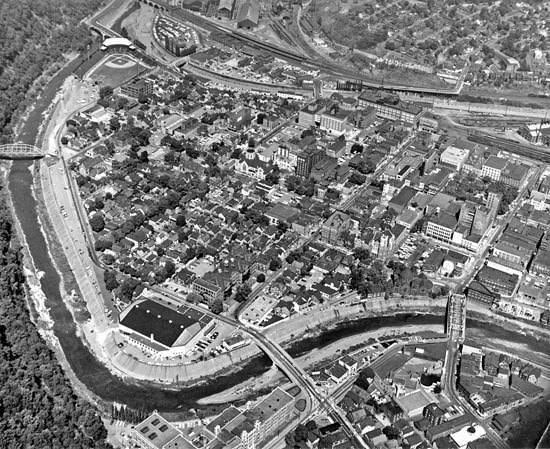 Jessica's Maps: Black and White Aerial