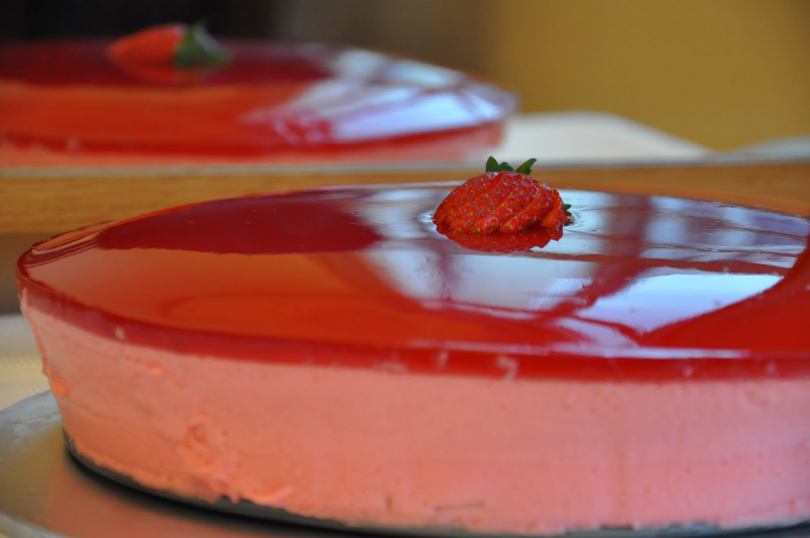 Served with love: Strawberry Mirror Cake