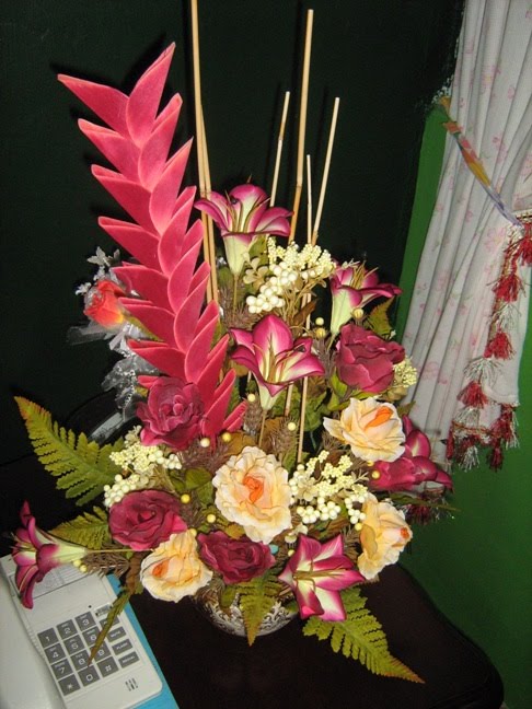 Baini Jaya Station: Gubahan Bunga Hiasan