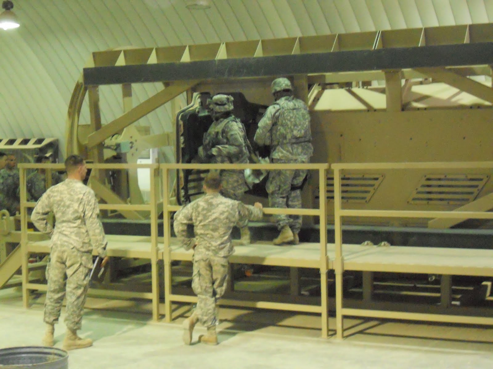 Ruchster in Iraq: MRAP rollover trainer