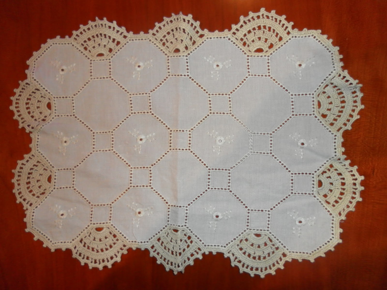 Panos de quarto em crochet ~ Trabalhos da Maria