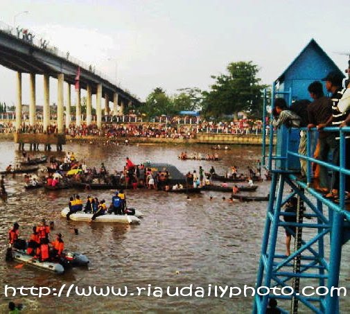 PETANG MEGANG | RIAU DAILY PHOTO