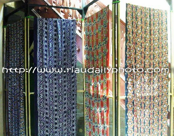 BATIK TABIR RIAU | RIAU DAILY PHOTO