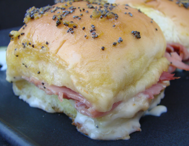 Delectable Edibles: Oven Ham Sammies