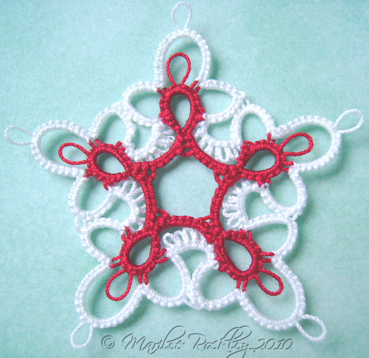 Yarnplayer's Tatting Blog: The winner - and a free pattern for all