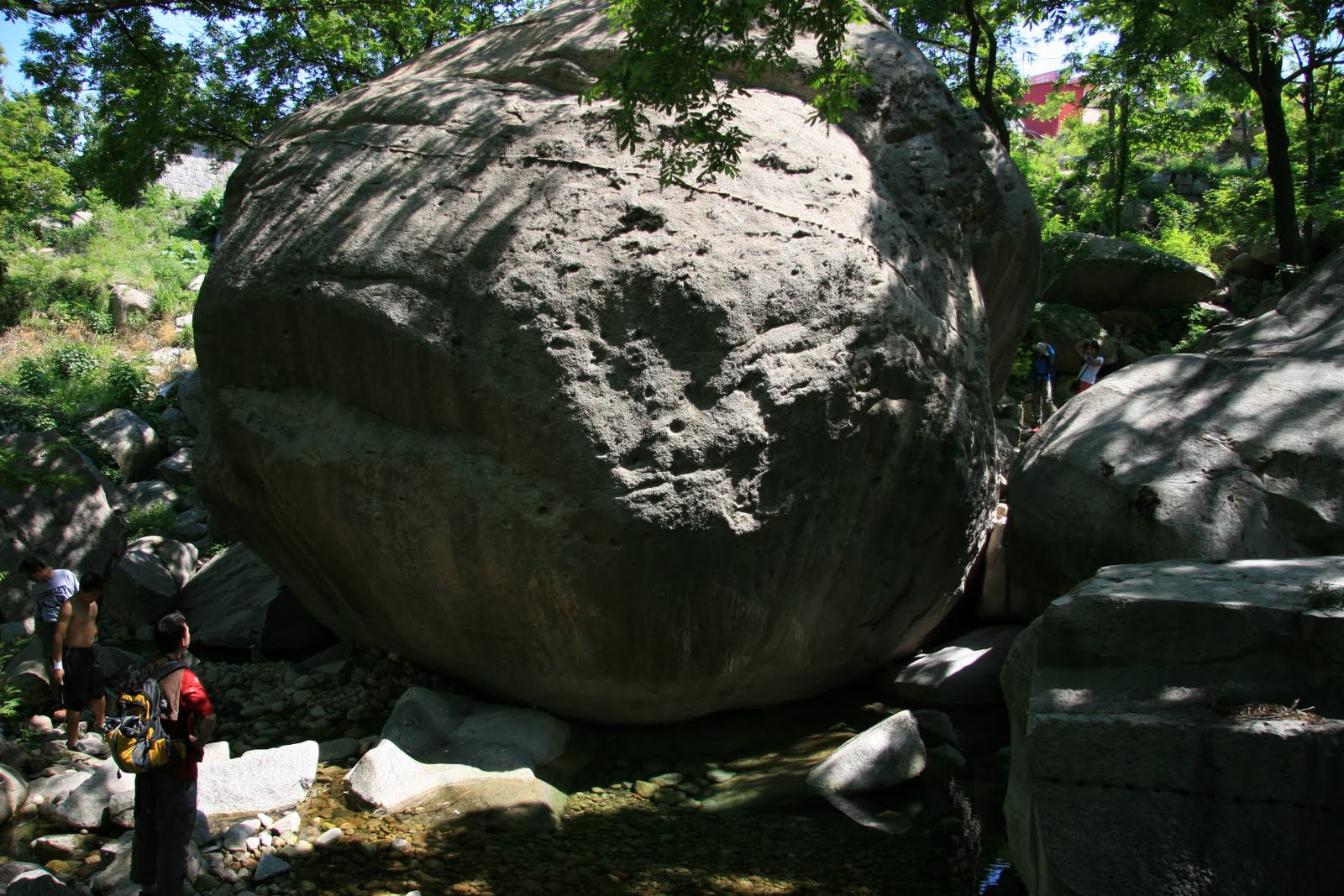 A Place Of Legend: China Bouldering 2/3