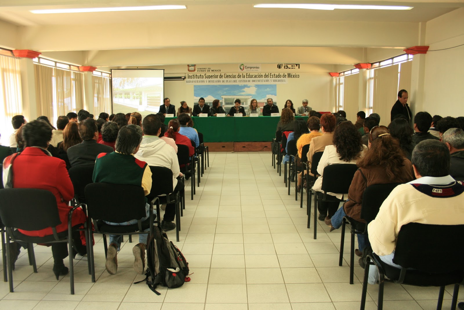 Delegación Sindical ISCEEM 01-01: Centro de Documentación y Biblioteca ...