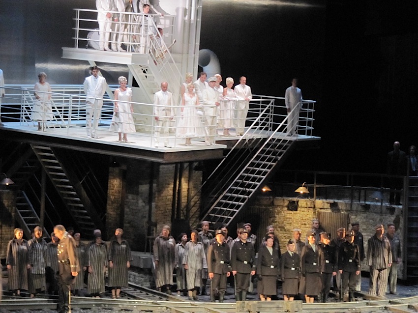 Opera Cake: Bregenz Festival 2010: The Passenger you can never forget