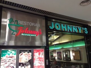 It's About Food!!: Johnny's Restaurant, Queensbay Mall
