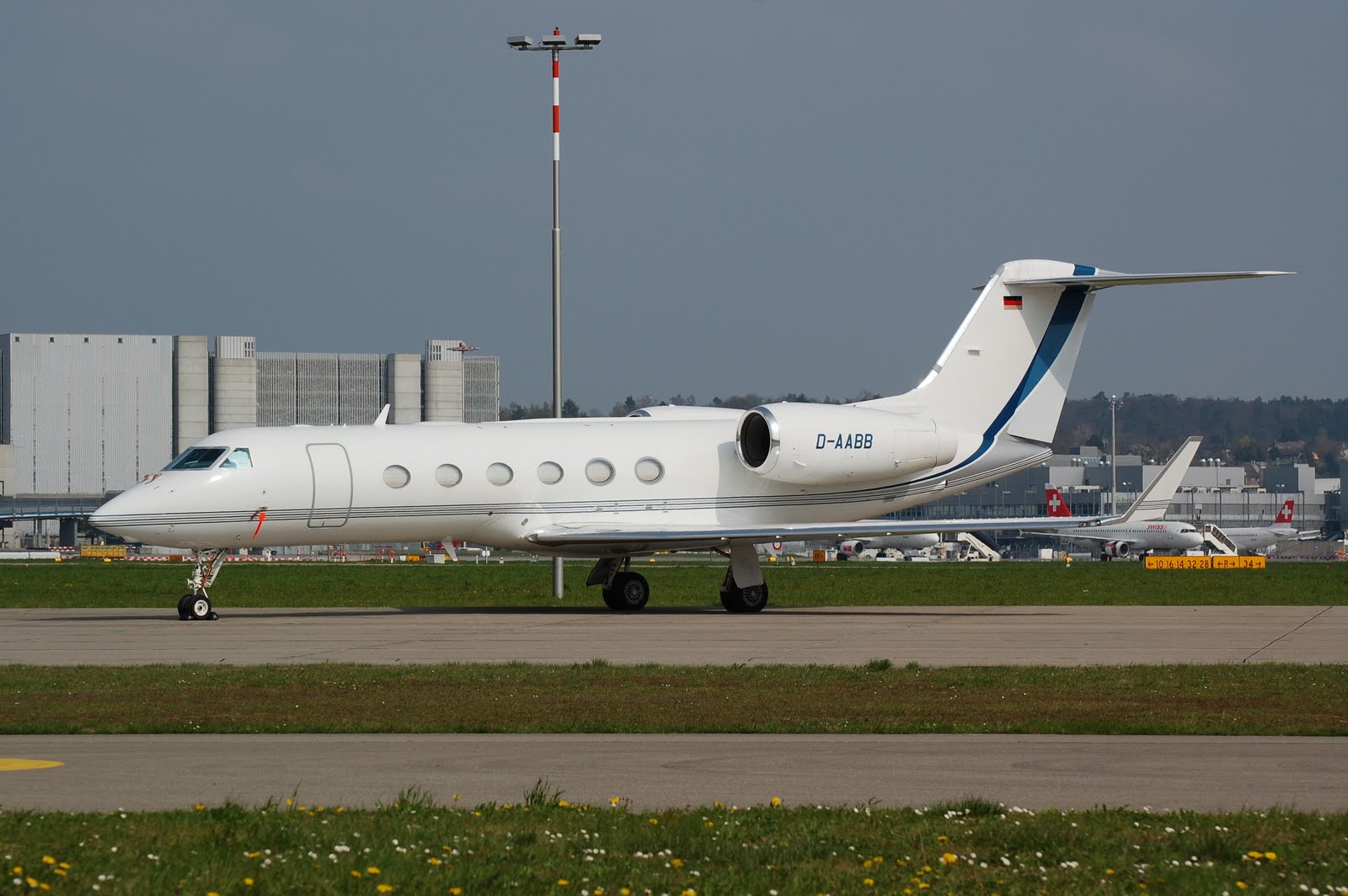 Flypictures: D-AABB / Gulfstream G450 / DC Aviaton