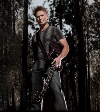 artSMart: JASON HARTMAN AT DBG