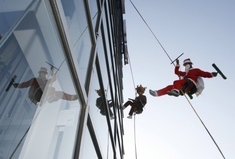 Robinson-Solutions Professional Window Cleaning: Window Cleaning Santas ...