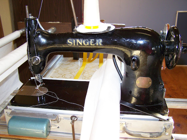 Busy Hands Quilts: Vintage Long-Arm Quilting Machine