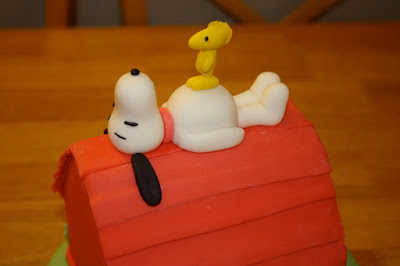Our Decorated Cakes and Cupcakes: Peanuts Snoopy and Woodstock Cake