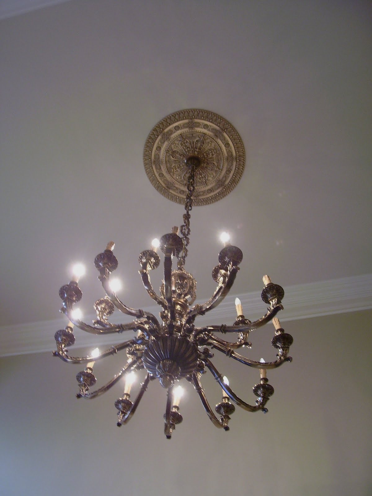 Macgregors Cottage Brass Medallion Installed