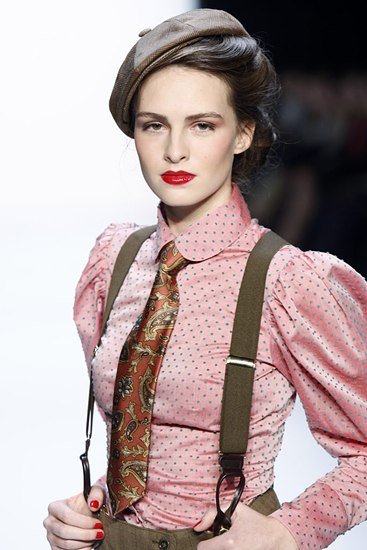 La Boîte de Pandoras: Retro inspired catwalk #3