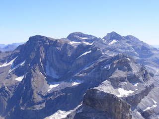 PIRINEOSYMAS: Arista N.E. Pico Taillón 3.144m