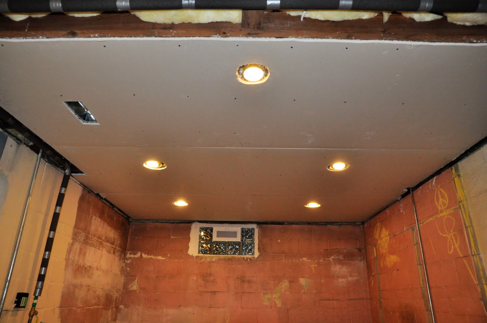 fromthefieryfurnace: Basement Reno - lights, insulation, ceiling...