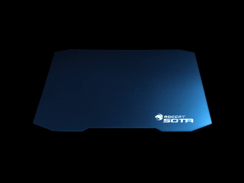 PROFESSIONAL GAMERS: ROCCAT GAMING MOUSE PAD