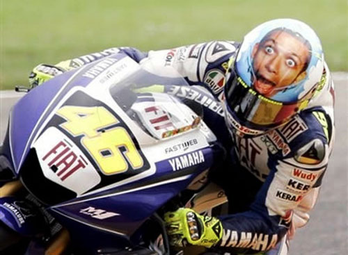 Valentino Rossi Face Moto GP Cool Airbrushed Helmets | Car Modification ...