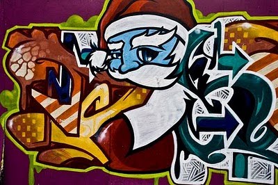 best graffiti inspiration: Santa Claus Graffiti Mural Designs
