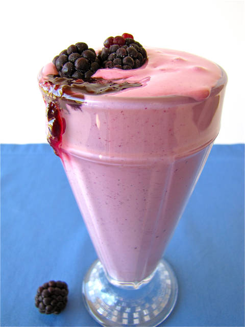 Susi's Kochen Und Backen Adventures: Blackberry Cheesecake Milkshake