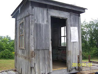 Living in Maine: Old Shack