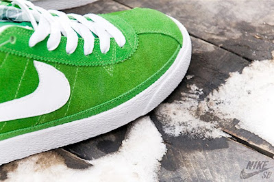 Nerdi Fresh: *NEW* "Kermit the Frog" Nike SB