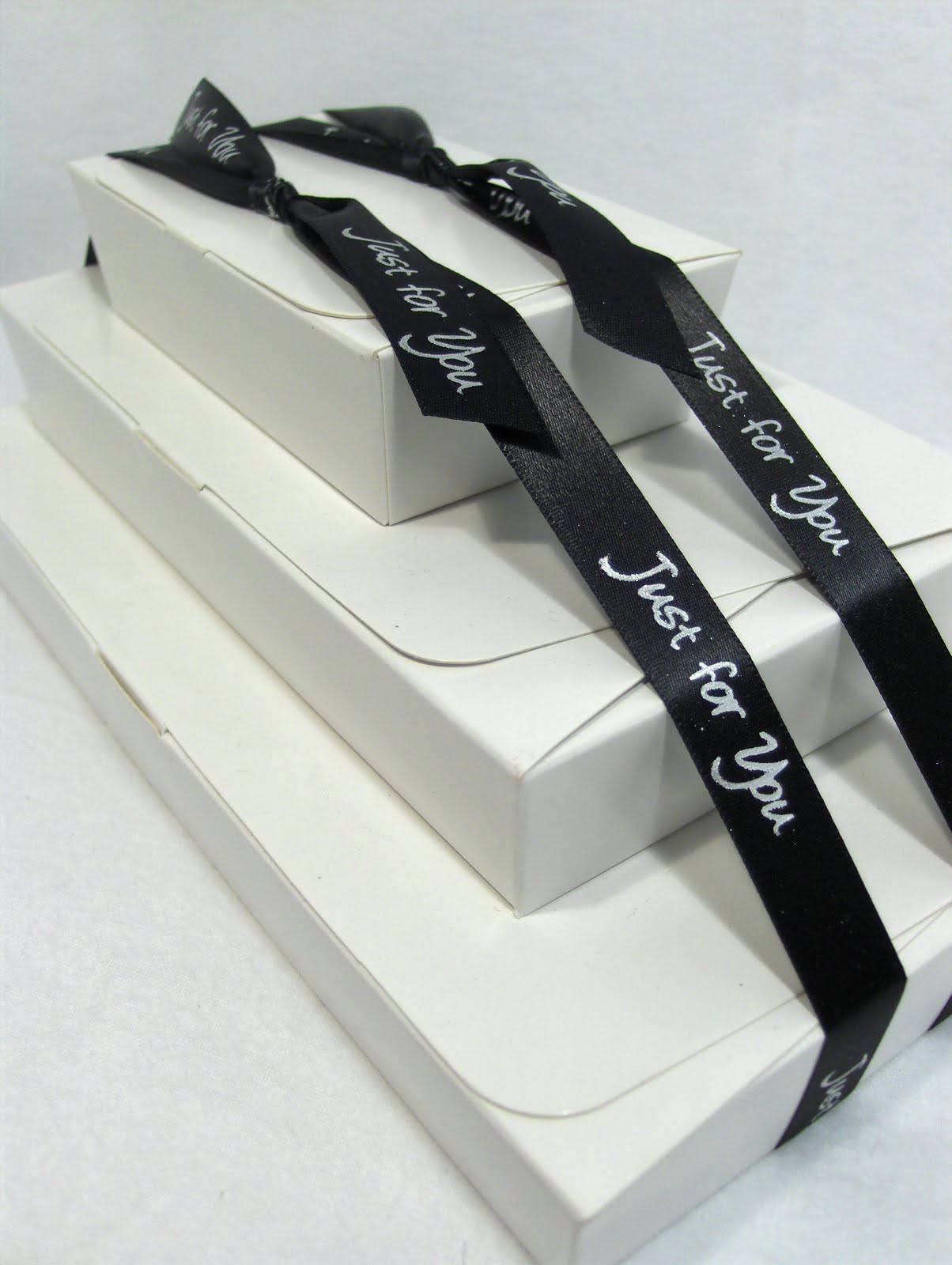 The Essential Packaging Store Blog: New Printed Ribbon!